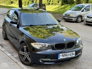 Melns BMW 118 2009 Viļņa, ar dzinēja tilpumu 2.00 L un nobraukumu 298 tūkst. km par 3650 €, foto 19 vietnē AUTOMOTO.COM.LV