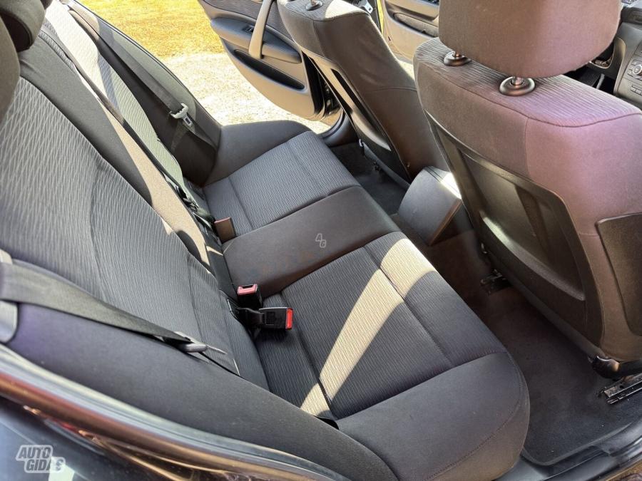 Melns BMW 118 2009 Viļņa, ar dzinēja tilpumu 2.00 L un nobraukumu 298 tūkst. km par 3650 €, foto 22 vietnē AUTOMOTO.COM.LV