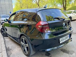 Melns BMW 118 2009 Viļņa, ar dzinēja tilpumu 2.00 L un nobraukumu 298 tūkst. km par 3650 €, foto 24 vietnē AUTOMOTO.COM.LV