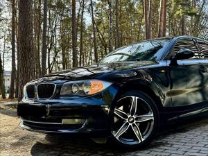 Melns BMW 118 2009 Viļņa, ar dzinēja tilpumu 2.00 L un nobraukumu 298 tūkst. km par 2899 €, foto 6 vietnē AUTOMOTO.COM.LV