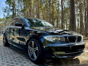 Melns BMW 118 2009 Viļņa, ar dzinēja tilpumu 2.00 L un nobraukumu 298 tūkst. km par 2899 €, foto 8 vietnē AUTOMOTO.COM.LV