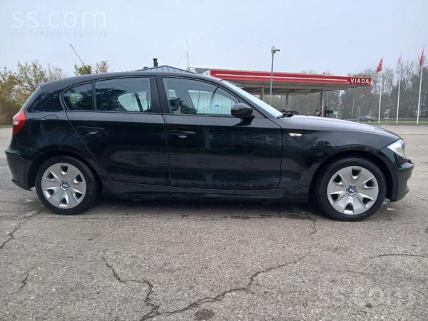 BMW 118 2009 RÄ«ga vietnÄ Melns BMW 118 2009 RÄ«ga, ar dzinÄja tilpumu 2.00 L un nobraukumu 0 tÅ«kst. km par 5350 ā¬, foto 4 vietnÄ AUTOMOTO.COM.LV
