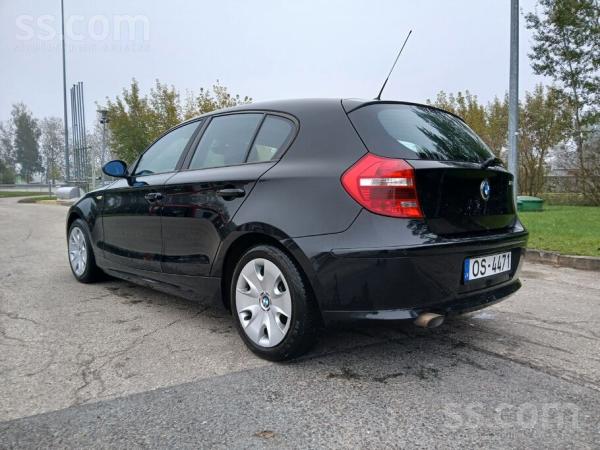 BMW 118 2009 RÄ«ga vietnÄ Melns BMW 118 2009 RÄ«ga, ar dzinÄja tilpumu 2.00 L un nobraukumu 0 tÅ«kst. km par 5350 ā¬, foto 6 vietnÄ AUTOMOTO.COM.LV