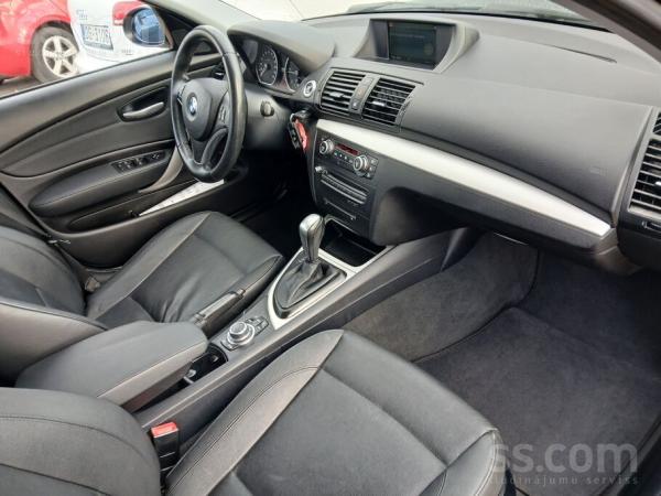BMW 118 2009 RÄ«ga vietnÄ Melns BMW 118 2009 RÄ«ga, ar dzinÄja tilpumu 2.00 L un nobraukumu 0 tÅ«kst. km par 5350 ā¬, foto 8 vietnÄ AUTOMOTO.COM.LV