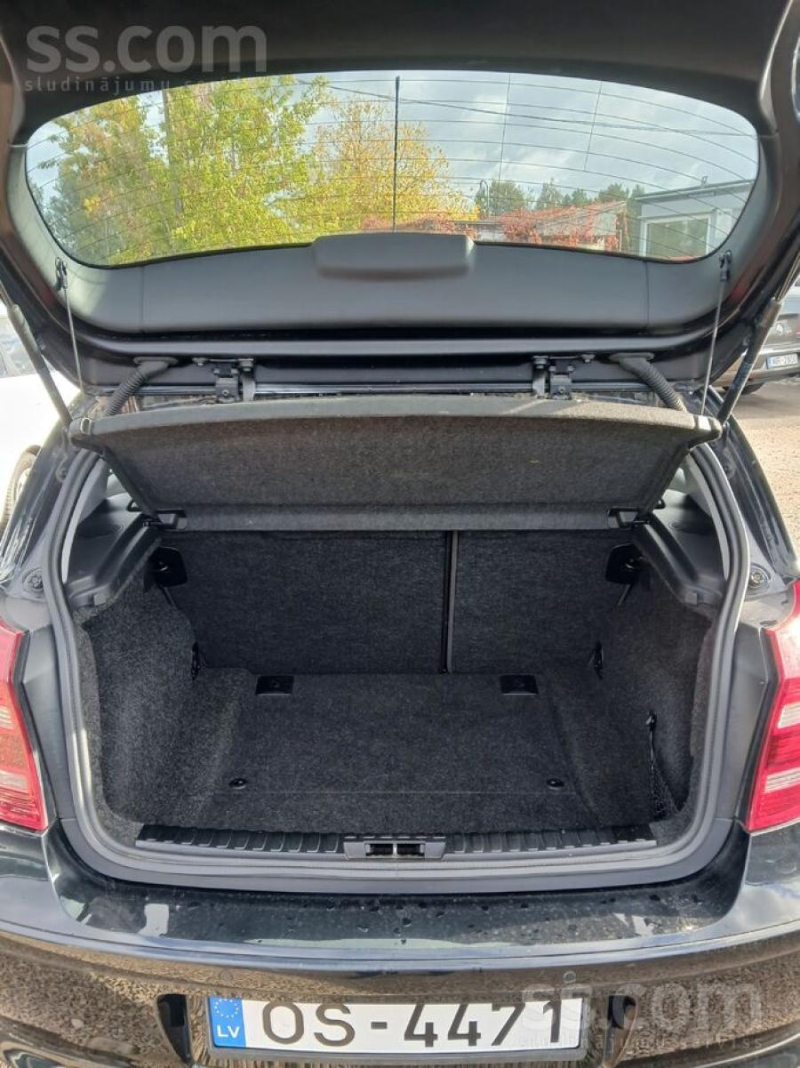 Black BMW 118 2009 in Riga, with an engine capacity of 2.00 L and mileage of 0 thousand km for 5350 €, photo 11 on AUTOMOTO.COM.LV