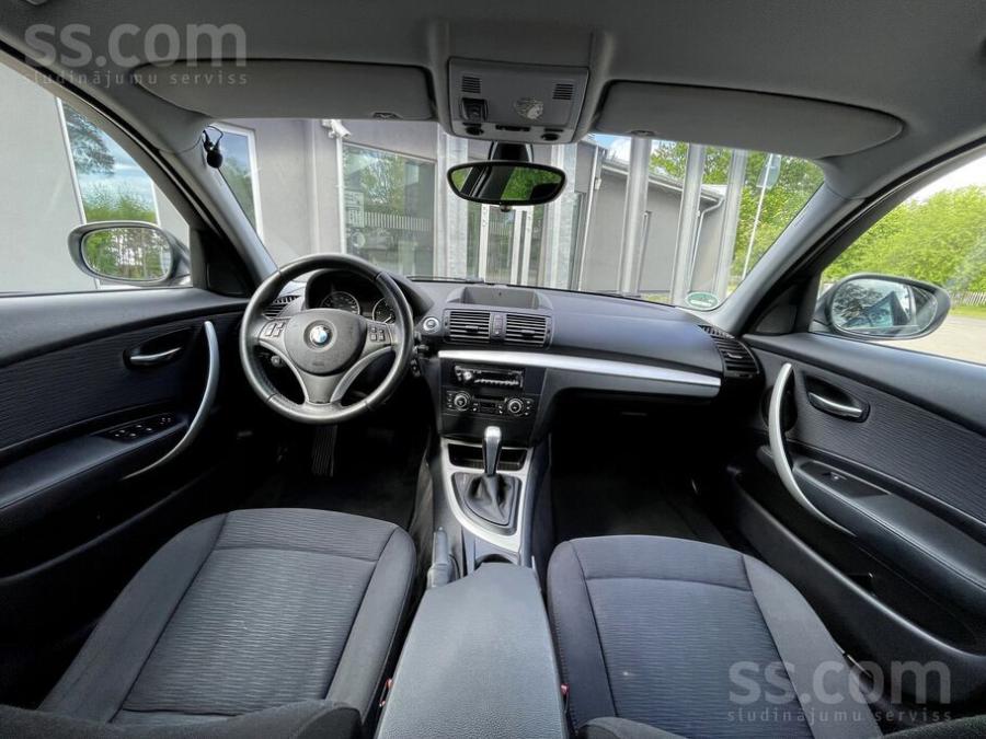 Melns BMW 118 2010 Jūrmala, ar dzinēja tilpumu 2.00 L un nobraukumu 0 tūkst. km par 5650 €, foto 25 vietnē AUTOMOTO.COM.LV