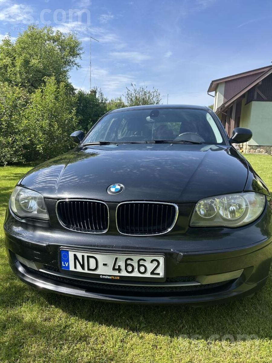 Melns BMW 118 2010 Cēsis, ar dzinēja tilpumu 2.00 L un nobraukumu 313 tūkst. km par 4200 €, foto 1 vietnē AUTOMOTO.COM.LV