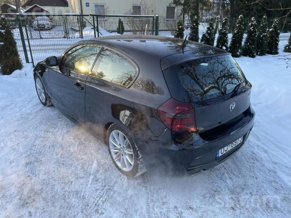 Black BMW 118 2010 in Riga, with an engine capacity of 2.00 L and mileage of 0 thousand km for 4850 €, photo 7 on AUTOMOTO.COM.LV