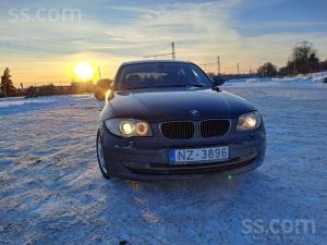 Melns BMW 118 2010 Saldus, ar dzinēja tilpumu 2.00 L un nobraukumu 321 tūkst. km par 4500 €, foto 7 vietnē AUTOMOTO.COM.LV