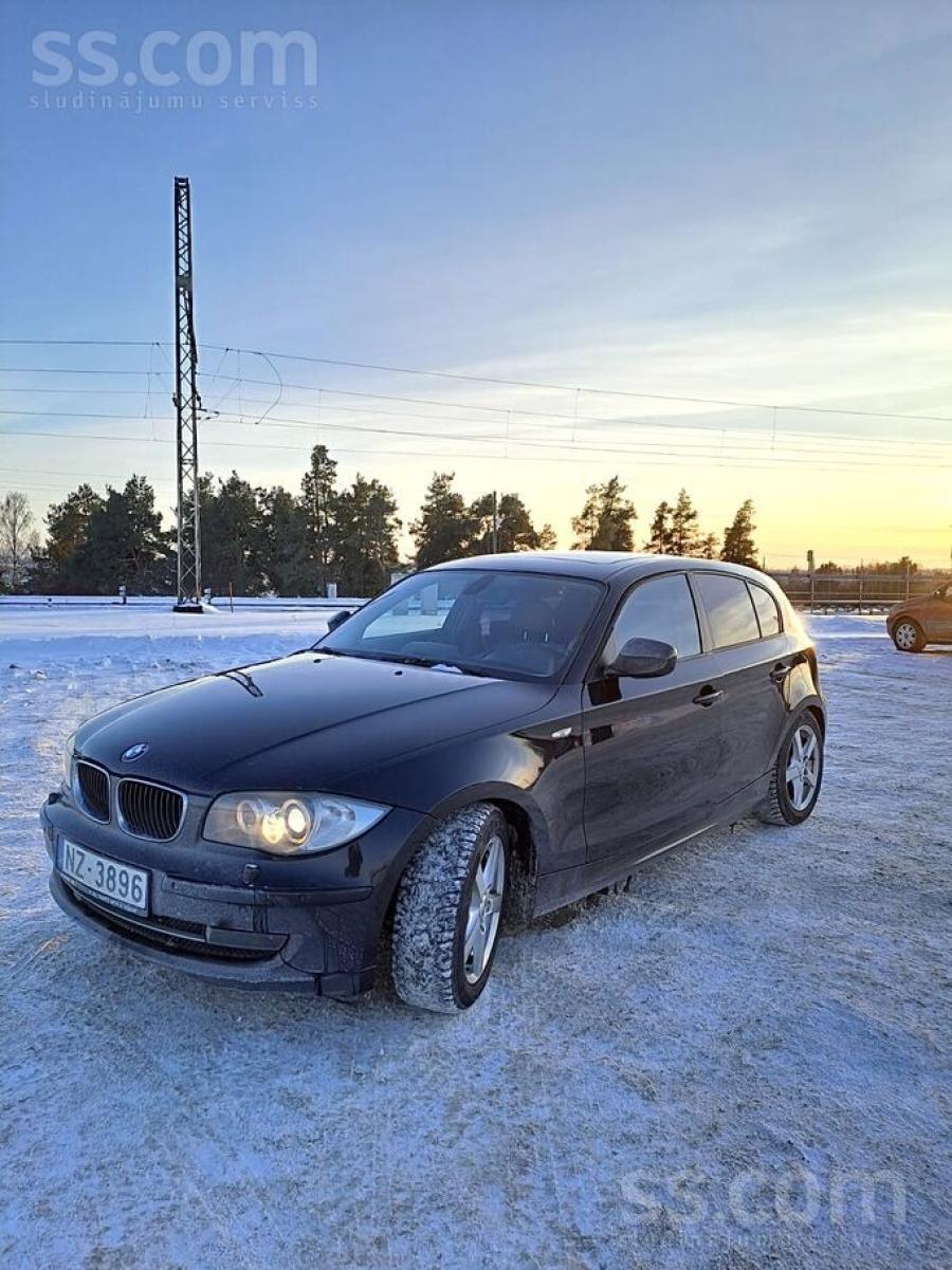 Melns BMW 118 2010 Saldus, ar dzinēja tilpumu 2.00 L un nobraukumu 321 tūkst. km par 4500 €, foto 11 vietnē AUTOMOTO.COM.LV