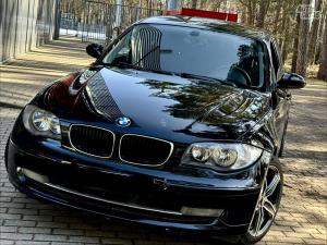Melns BMW 118 2010 Alīta, ar dzinēja tilpumu 2.00 L un nobraukumu 281 tūkst. km par 4450 €, foto 34 vietnē AUTOMOTO.COM.LV