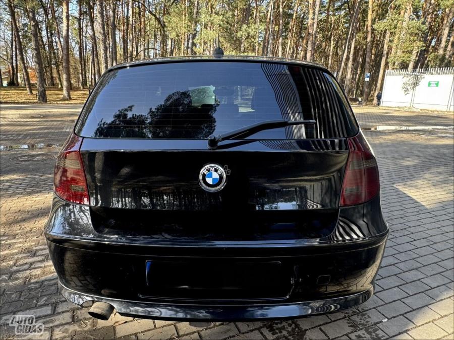 Melns BMW 118 2010 Alīta, ar dzinēja tilpumu 2.00 L un nobraukumu 292 tūkst. km par 4250 €, foto 29 vietnē AUTOMOTO.COM.LV