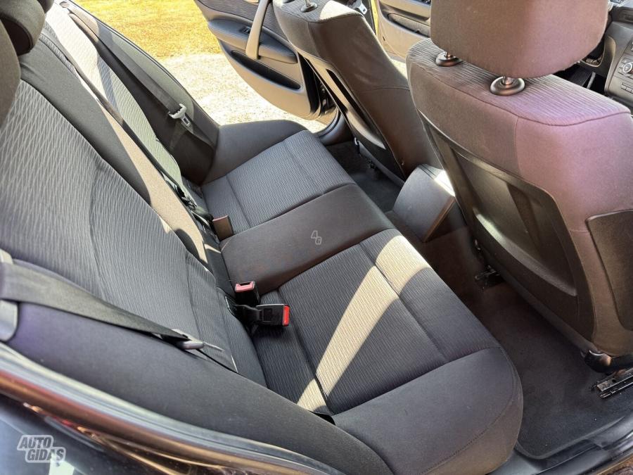 Melns BMW 118 2010 Alīta, ar dzinēja tilpumu 2.00 L un nobraukumu 301 tūkst. km par 3399 €, foto 34 vietnē AUTOMOTO.COM.LV