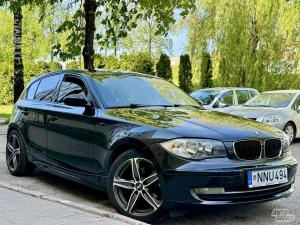 Black BMW 118 2010 in Vilnius, with an engine capacity of 2.00 L and mileage of 298 thousand km for 3850 €, photo 16 on AUTOMOTO.COM.LV