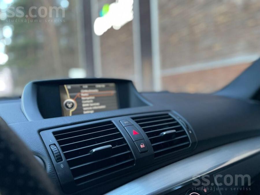 Black BMW 118 2010 in Riga, with an engine capacity of 2.00 L and mileage of 0 thousand km for 3700 €, photo 10 on AUTOMOTO.COM.LV