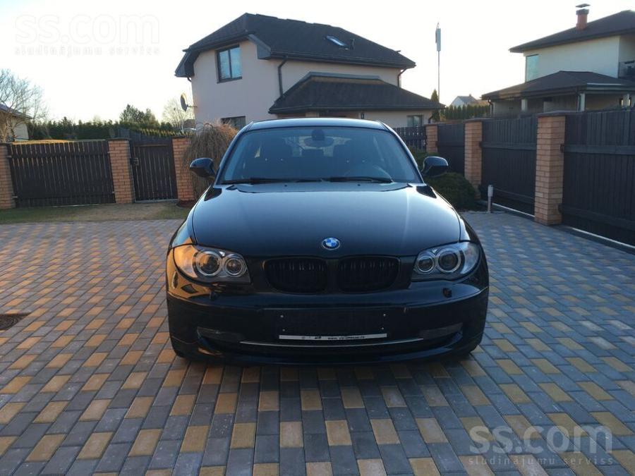 Black BMW 118 2010 in Riga, with an engine capacity of 2.00 L and mileage of 0 thousand km for 2800 €, photo 6 on AUTOMOTO.COM.LV