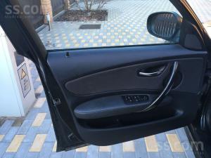 Black BMW 118 2010 in Riga, with an engine capacity of 2.00 L and mileage of 0 thousand km for 2800 €, photo 13 on AUTOMOTO.COM.LV