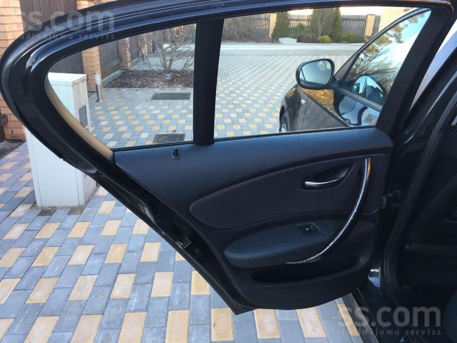 Black BMW 118 2010 in Riga, with an engine capacity of 2.00 L and mileage of 0 thousand km for 2800 €, photo 19 on AUTOMOTO.COM.LV