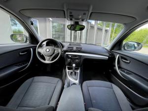 Black BMW 118 2010 in Riga, with an engine capacity of 2.00 L and mileage of 286 thousand km for 5650 €, photo 14 on AUTOMOTO.COM.LV