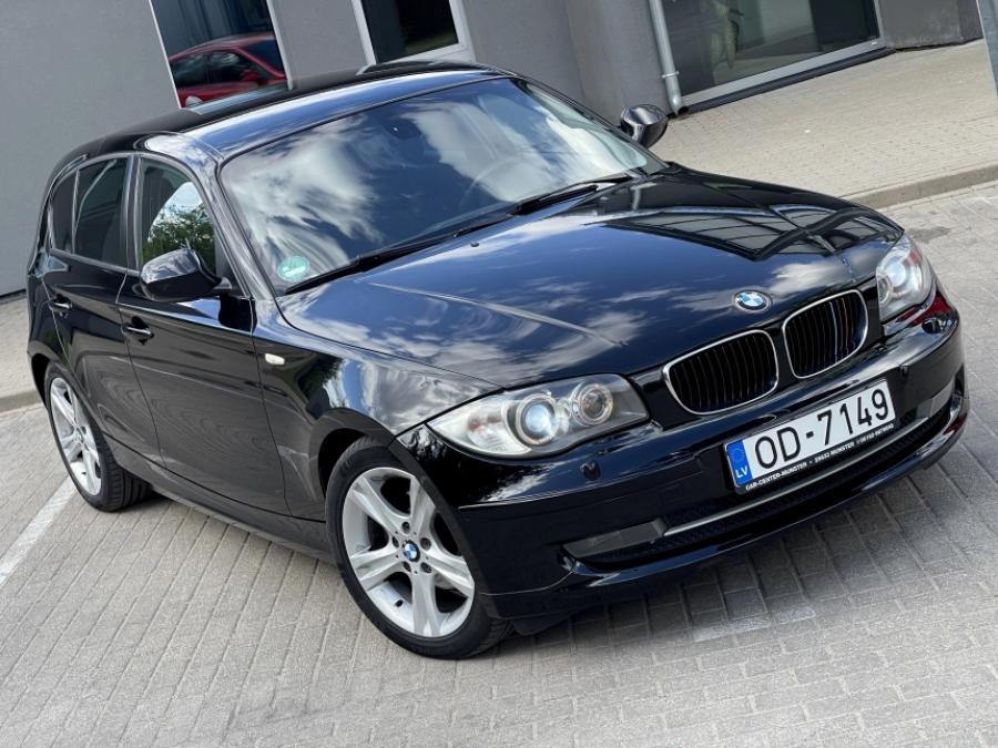 Black BMW 118 2010 in Riga, with an engine capacity of 2.00 L and mileage of 286 thousand km for 5650 €, photo 28 on AUTOMOTO.COM.LV