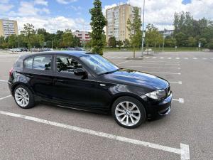 Черный БМВ 118 2010 в Паневежис, объемом двигателя 2.00 л и пробегом 256 тыс. км за 2850 €, фото  на AUTOMOTO.COM.LV