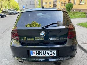 Black BMW 118 2010 in Vilnius, with an engine capacity of 2.00 L and mileage of 298 thousand km for 3850 €, photo 8 on AUTOMOTO.COM.LV