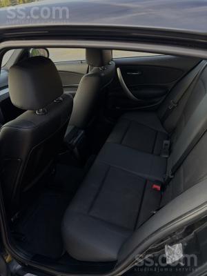 Melns BMW 118 2010 Rīga, ar dzinēja tilpumu 2.00 L un nobraukumu 300 tūkst. km par 3700 €, foto 8 vietnē AUTOMOTO.COM.LV