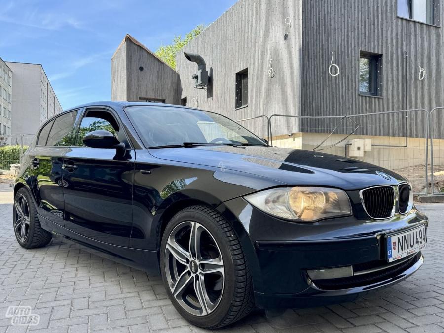 Melns BMW 118 2010 Viļņa, ar dzinēja tilpumu 2.00 L un nobraukumu 298 tūkst. km par 3799 €, foto 9 vietnē AUTOMOTO.COM.LV