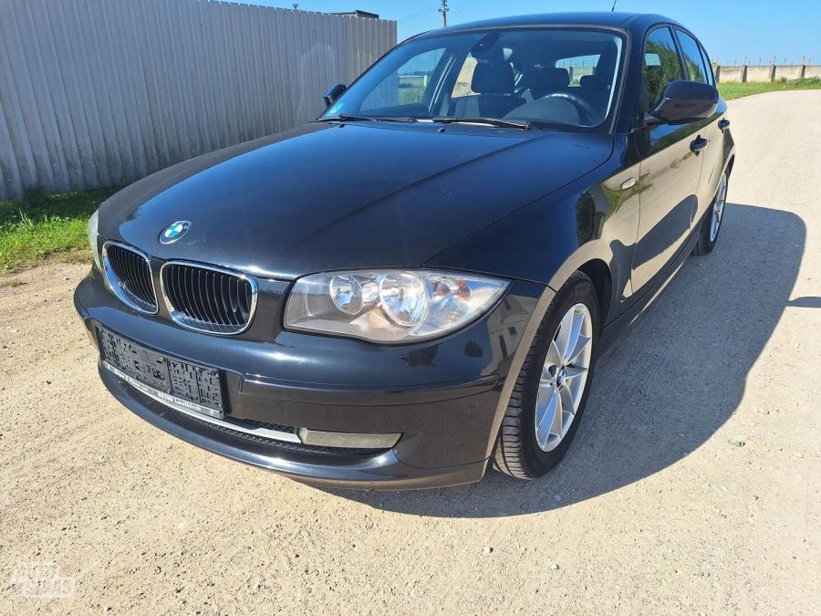 Melns BMW 118 2010 Marijampole, ar dzinēja tilpumu 2.00 L un nobraukumu 290 tūkst. km par 3950 €, foto 1 vietnē AUTOMOTO.COM.LV