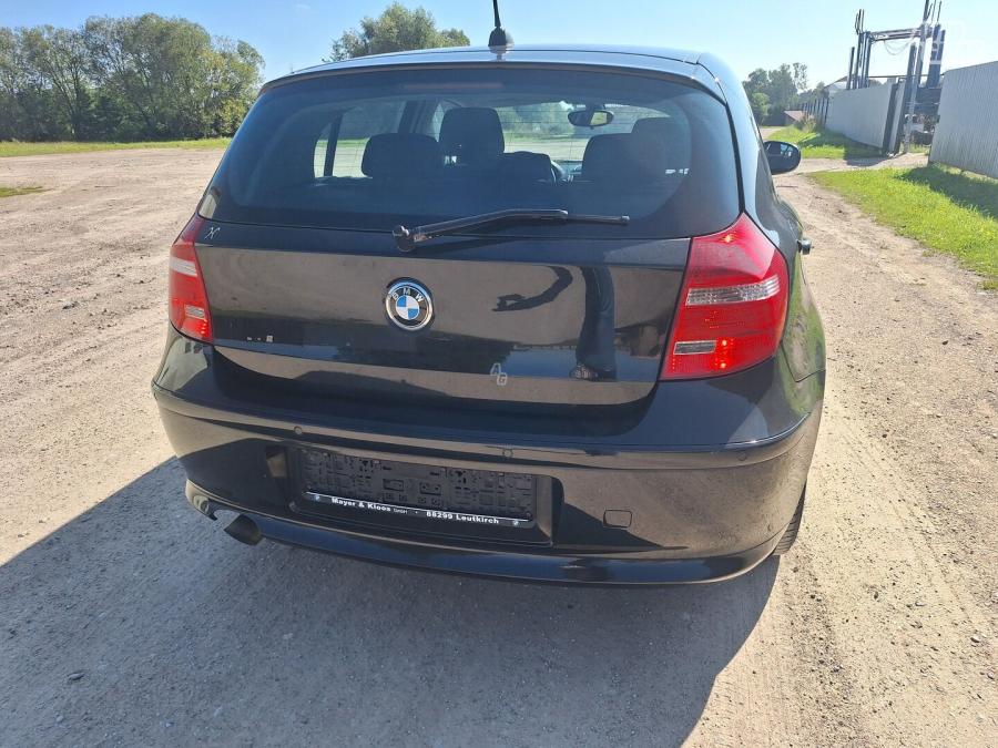 Melns BMW 118 2010 Marijampole, ar dzinēja tilpumu 2.00 L un nobraukumu 290 tūkst. km par 3950 €, foto 7 vietnē AUTOMOTO.COM.LV