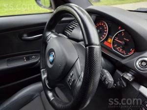 Black BMW 118 2011 in Jelgava, with an engine capacity of 2.00 L and mileage of 0 thousand km for 5100 €, photo 13 on AUTOMOTO.COM.LV
