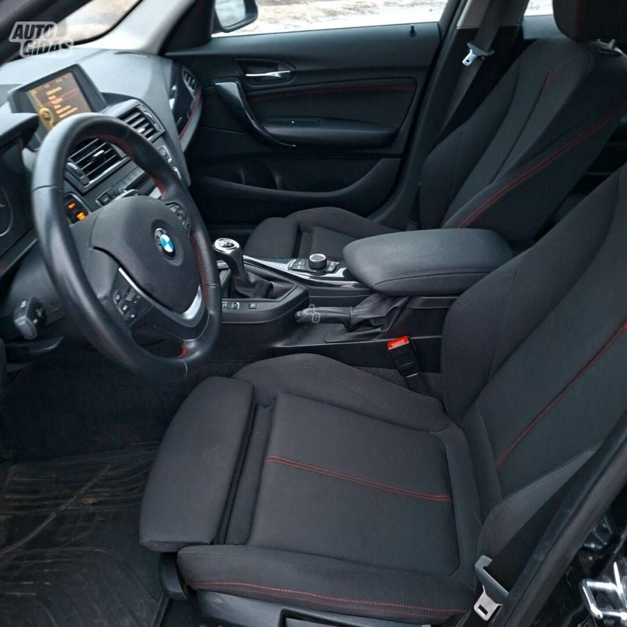 Black BMW 118 2011 in Kaunas, with an engine capacity of 2.00 L and mileage of 200 thousand km for 5100 €, photo 26 on AUTOMOTO.COM.LV