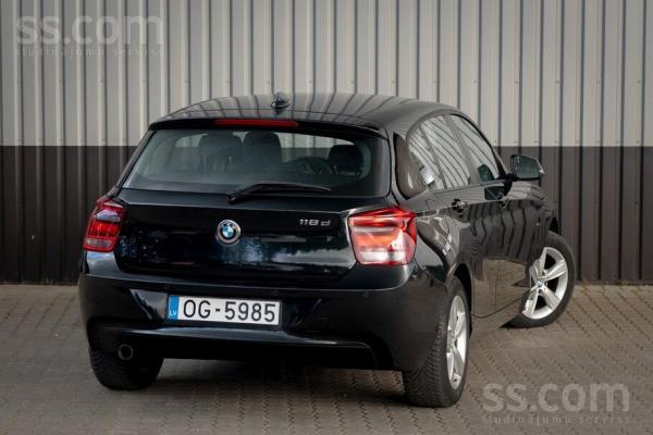 Melns BMW 118 2011 Tukums, ar dzinēja tilpumu 2.00 L un nobraukumu 203 tūkst. km par 6990 €, foto 7 vietnē AUTOMOTO.COM.LV