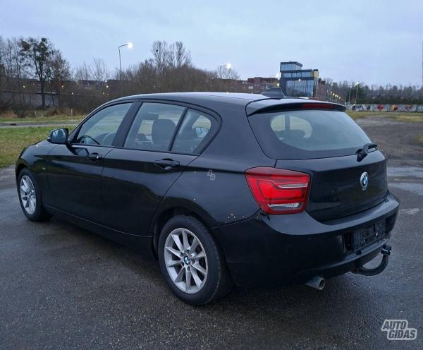 Black BMW 118 2011 in Kaunas, with an engine capacity of 2.00 L and mileage of 200 thousand km for 5100 €, photo 8 on AUTOMOTO.COM.LV