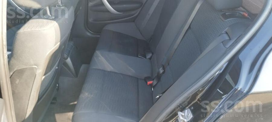 Melns BMW 118 2011 Rīga, ar dzinēja tilpumu 2.00 L un nobraukumu 0 tūkst. km par 6150 €, foto 18 vietnē AUTOMOTO.COM.LV