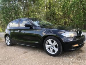 Melns BMW 118 2011 Valmiera, ar dzinēja tilpumu 2.00 L un nobraukumu 209 tūkst. km par 4550 €, foto  vietnē AUTOMOTO.COM.LV