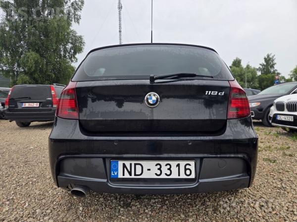 Melns BMW 118 2011 Jelgava, ar dzinēja tilpumu 2.00 L un nobraukumu 0 tūkst. km par 4800 €, foto 8 vietnē AUTOMOTO.COM.LV