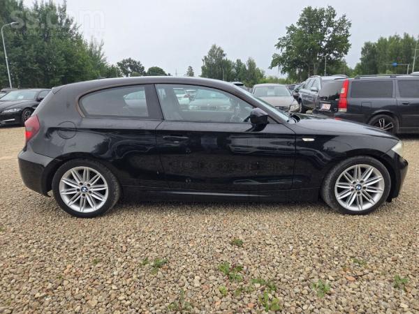 Melns BMW 118 2011 Jelgava, ar dzinēja tilpumu 2.00 L un nobraukumu 0 tūkst. km par 4500 €, foto 2 vietnē AUTOMOTO.COM.LV