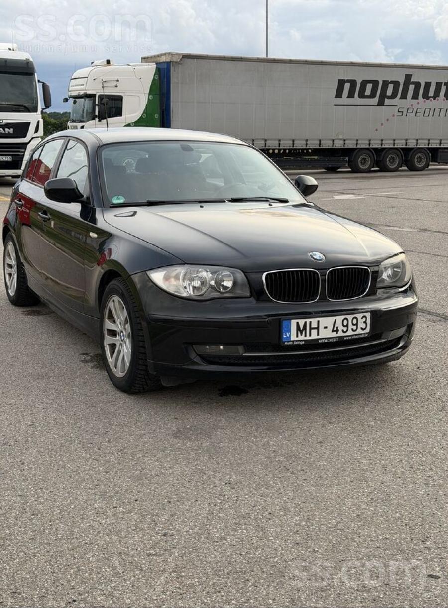 Melns BMW 118 2011 Rīga, ar dzinēja tilpumu 2.00 L un nobraukumu 327 tūkst. km par 4100 €, foto 3 vietnē AUTOMOTO.COM.LV