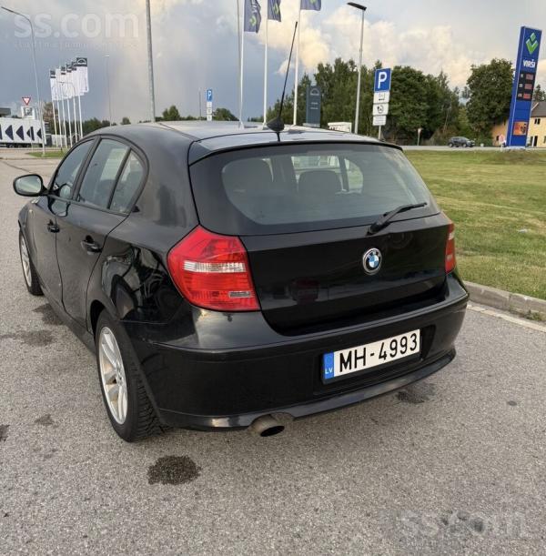 Melns BMW 118 2011 Rīga, ar dzinēja tilpumu 2.00 L un nobraukumu 327 tūkst. km par 4100 €, foto 9 vietnē AUTOMOTO.COM.LV