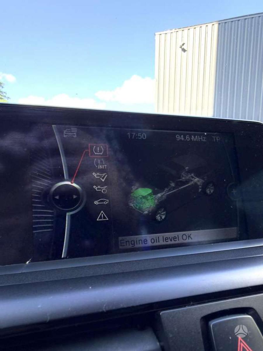 Melns BMW 118 2011 Viļņa, ar dzinēja tilpumu 2.00 L un nobraukumu 310 tūkst. km par 6000 €, foto 14 vietnē AUTOMOTO.COM.LV