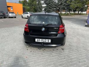 Black BMW 118 2011 in Alytus, with an engine capacity of 2.00 L and mileage of 360 thousand km for 4250 €, photo 9 on AUTOMOTO.COM.LV