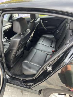 Black BMW 118 2011 in Alytus, with an engine capacity of 2.00 L and mileage of 360 thousand km for 4250 €, photo 14 on AUTOMOTO.COM.LV