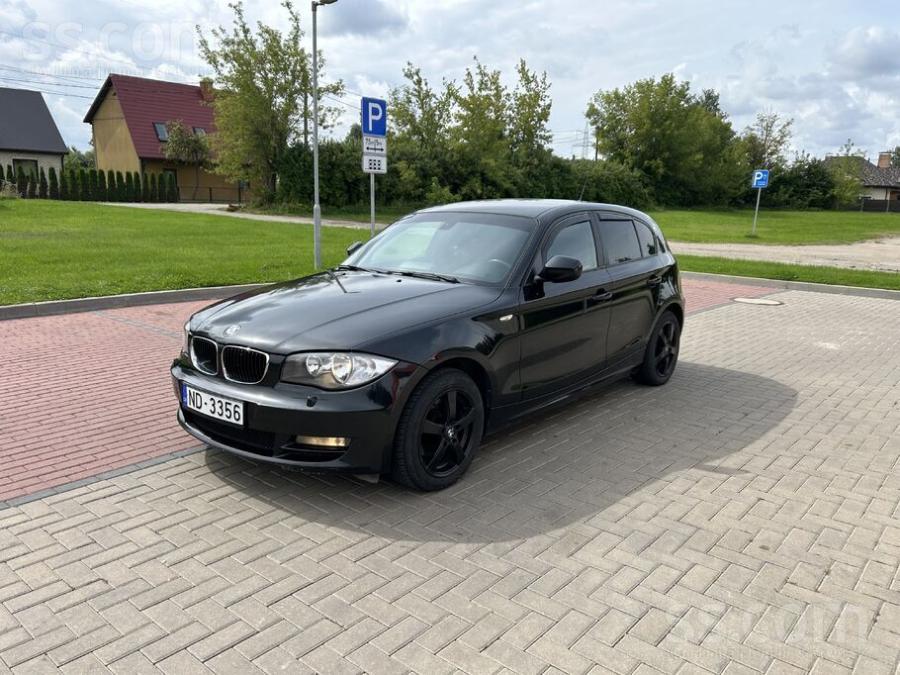 Melns BMW 118 2011 Jelgava, ar dzinēja tilpumu 2.00 L un nobraukumu 261 tūkst. km par 3000 €, foto 1 vietnē AUTOMOTO.COM.LV