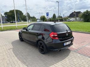 Melns BMW 118 2011 Jelgava, ar dzinēja tilpumu 2.00 L un nobraukumu 261 tūkst. km par 3000 €, foto 3 vietnē AUTOMOTO.COM.LV