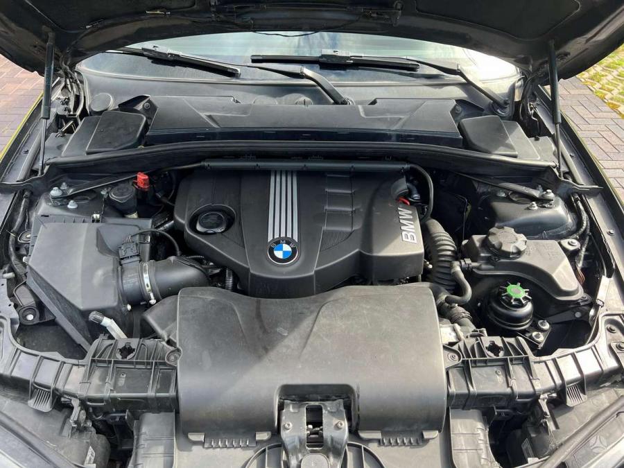 Melns BMW 118 2011 Šauļi, ar dzinēja tilpumu 2.00 L un nobraukumu 241 tūkst. km par 4450 €, foto 16 vietnē AUTOMOTO.COM.LV