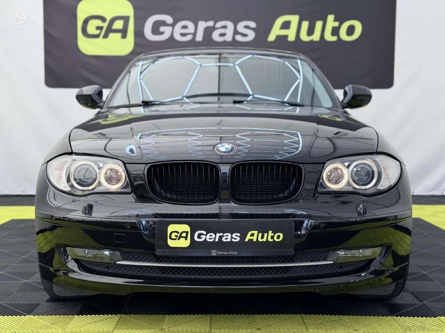Melns BMW 118 2011 Viļņa, ar dzinēja tilpumu 2.00 L un nobraukumu 328 tūkst. km par 3600 €, foto 3 vietnē AUTOMOTO.COM.LV