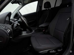 Melns BMW 118 2011 Viļņa, ar dzinēja tilpumu 2.00 L un nobraukumu 328 tūkst. km par 3600 €, foto 11 vietnē AUTOMOTO.COM.LV
