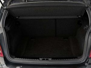 Melns BMW 118 2011 Viļņa, ar dzinēja tilpumu 2.00 L un nobraukumu 328 tūkst. km par 3600 €, foto 13 vietnē AUTOMOTO.COM.LV