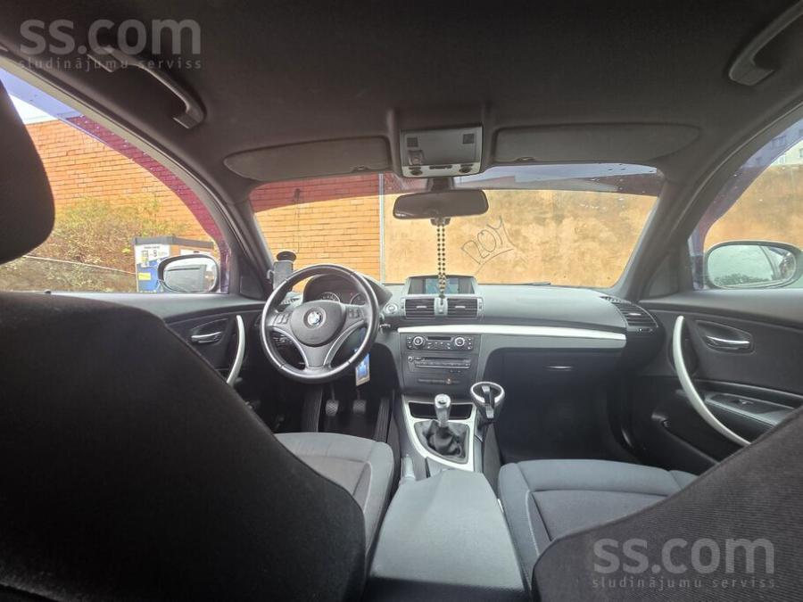 Melns BMW 118 2011 Jelgava, ar dzinēja tilpumu 2.00 L un nobraukumu 261 tūkst. km par 3500 €, foto 12 vietnē AUTOMOTO.COM.LV